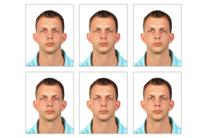 Take a passport photo in Amsterdam - Pasfoto maken Amsterdam